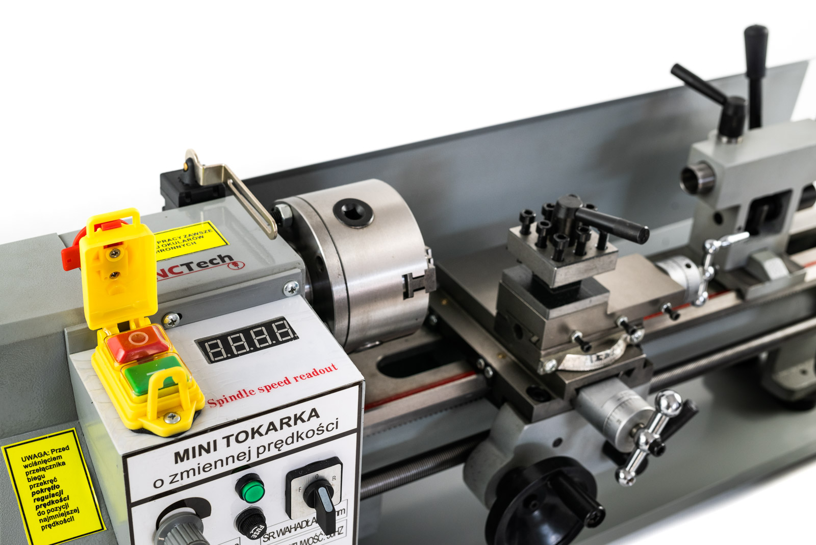 Mini soustruh pro kovoobráběcí dílnu